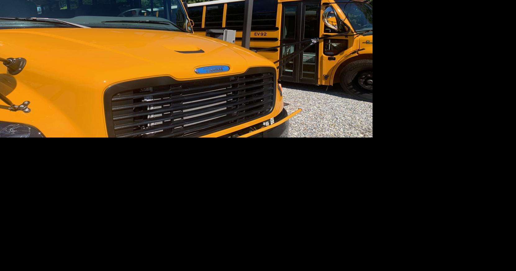 Tomahawk Elementary leaders discuss bus collision response