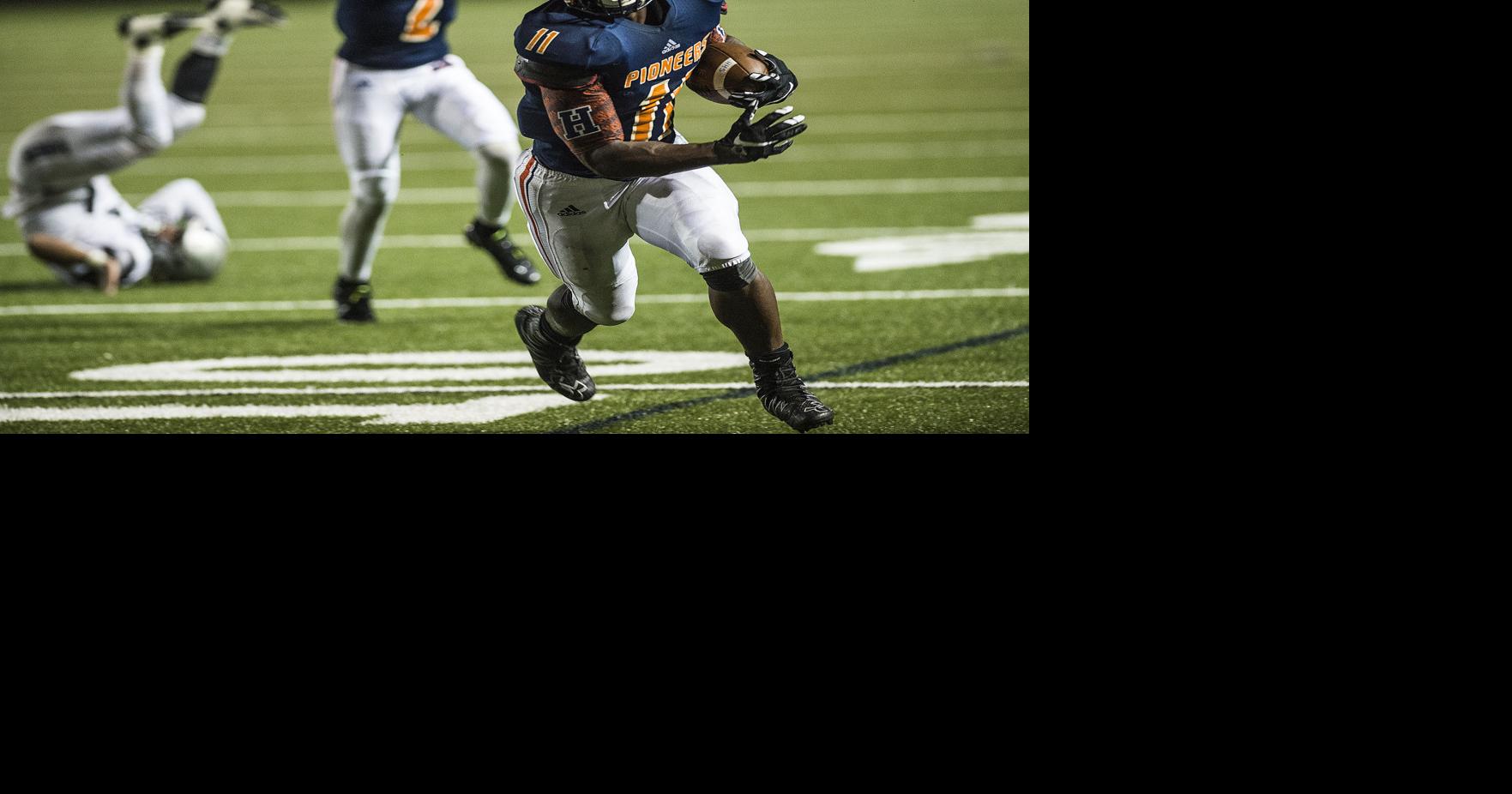 For Heritage running back Elijah Davis, a breakout junior season