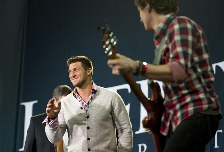 Tim Tebow speaks at Liberty University convocation
