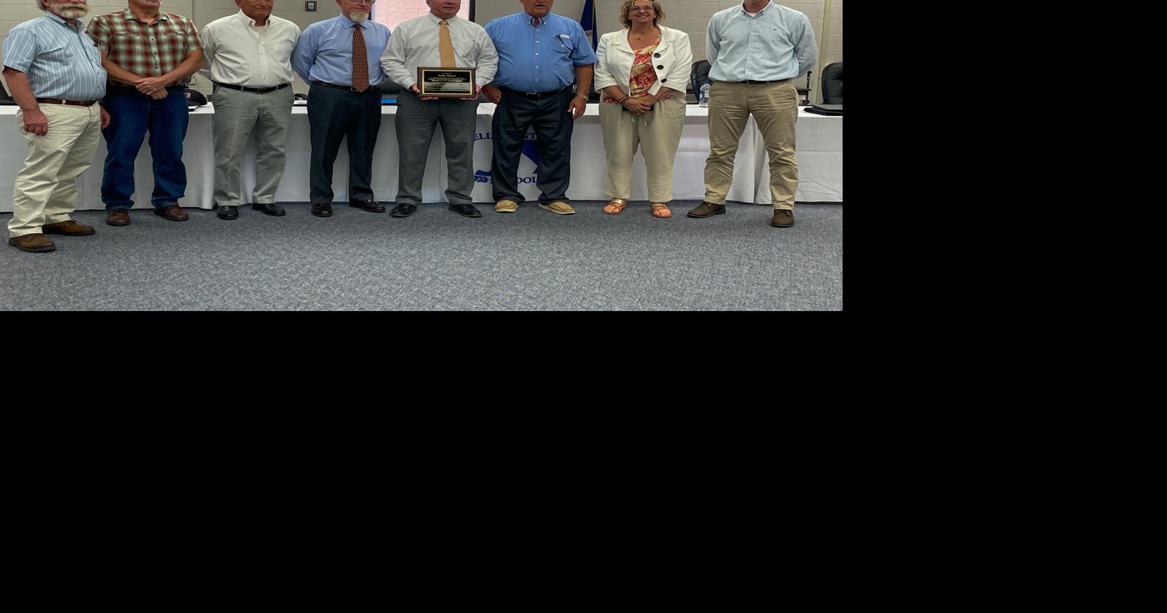 Campbell school board honors superintendent, students