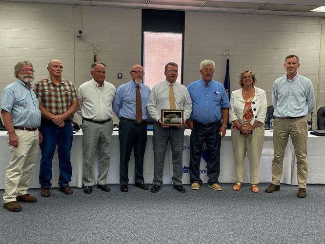 Campbell school board honors superintendent, students