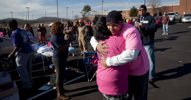 Volunteers search for clues in Alexis Murphy disappearance