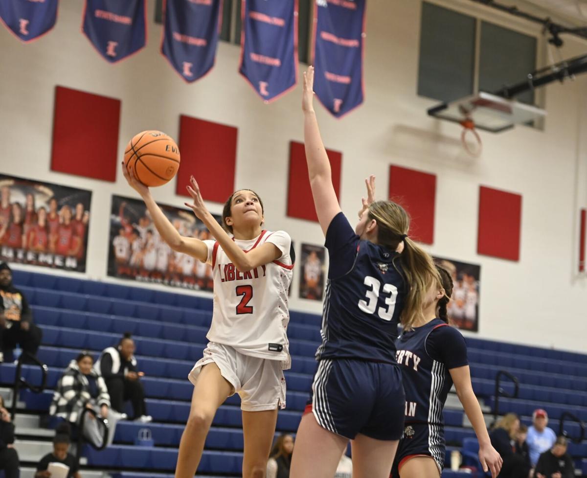 Lady Minutemen clinch Class 2 state playoff berth, down Floyd County in ...