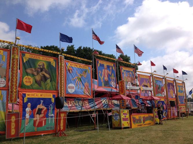 Tessa Fontaine chronicles months spent traveling as 'The Electric Woman ...