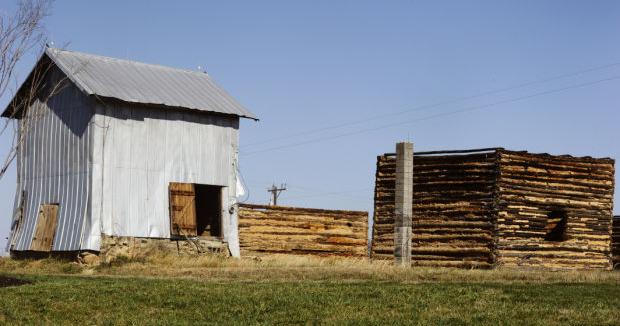 Civil War era barns being moved to preserve heritage