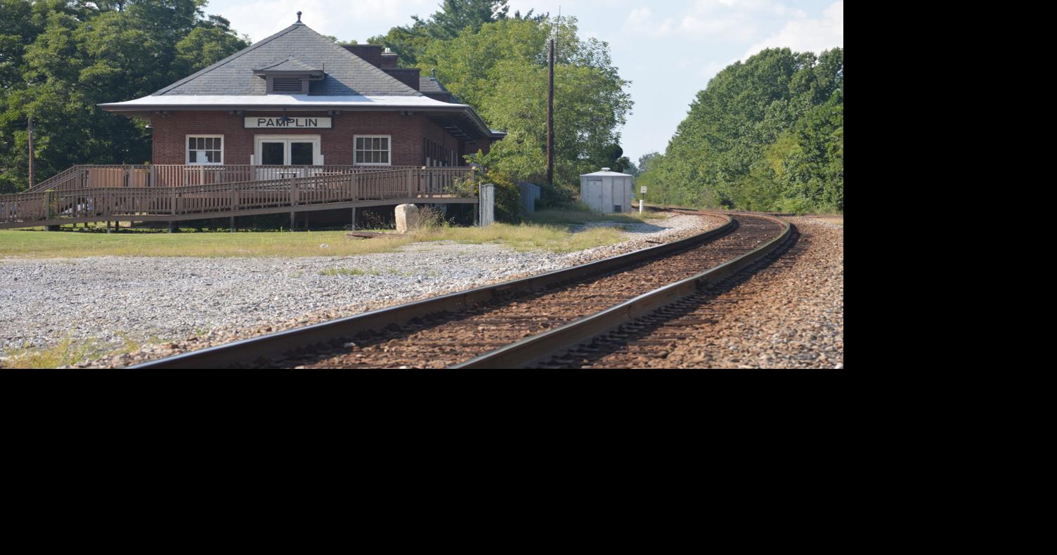 Pamplin community rallies around depot renovations