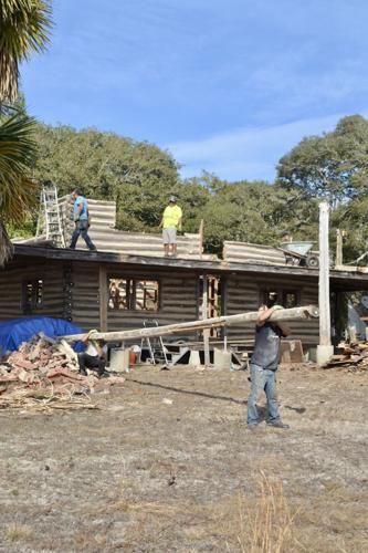 Historic log cabin leaves Windy Point | News | newsargus.com