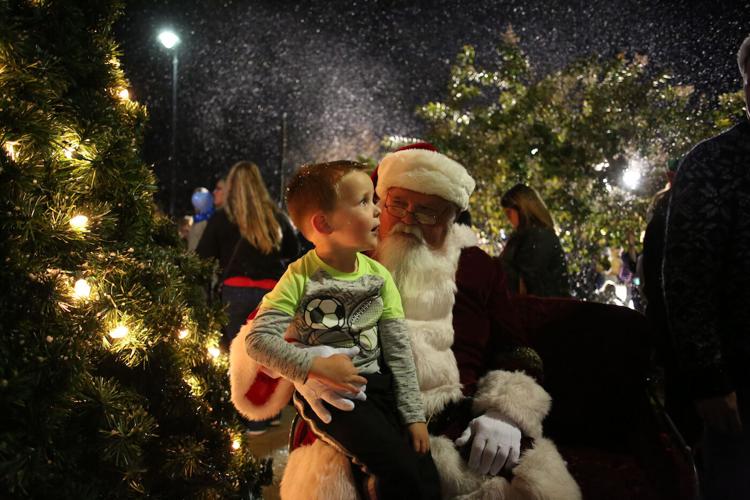 Downtown Lights Up returns Tuesday | Local News | newsargus.com