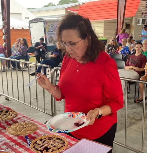 The cream rises: 7 win pie-baking contest first place honors | Local ...