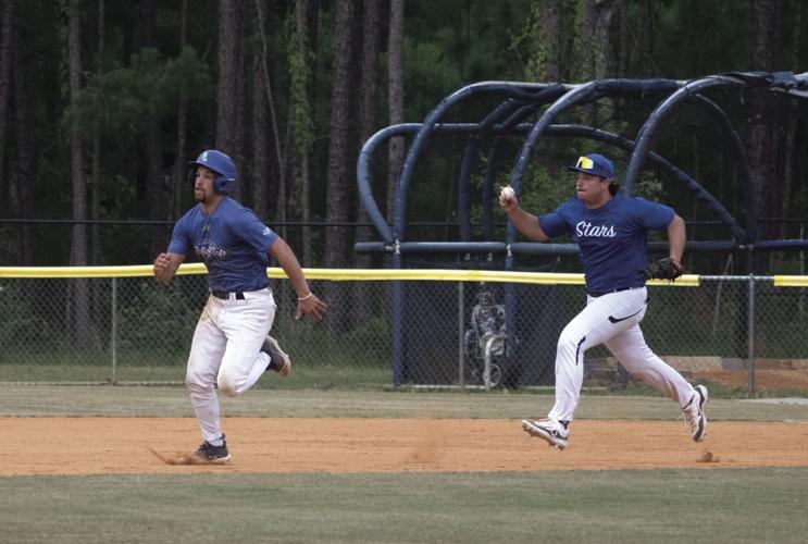 Surfin’ Turfs start season 3-1 at Founders Field | Sports | newsargus.com