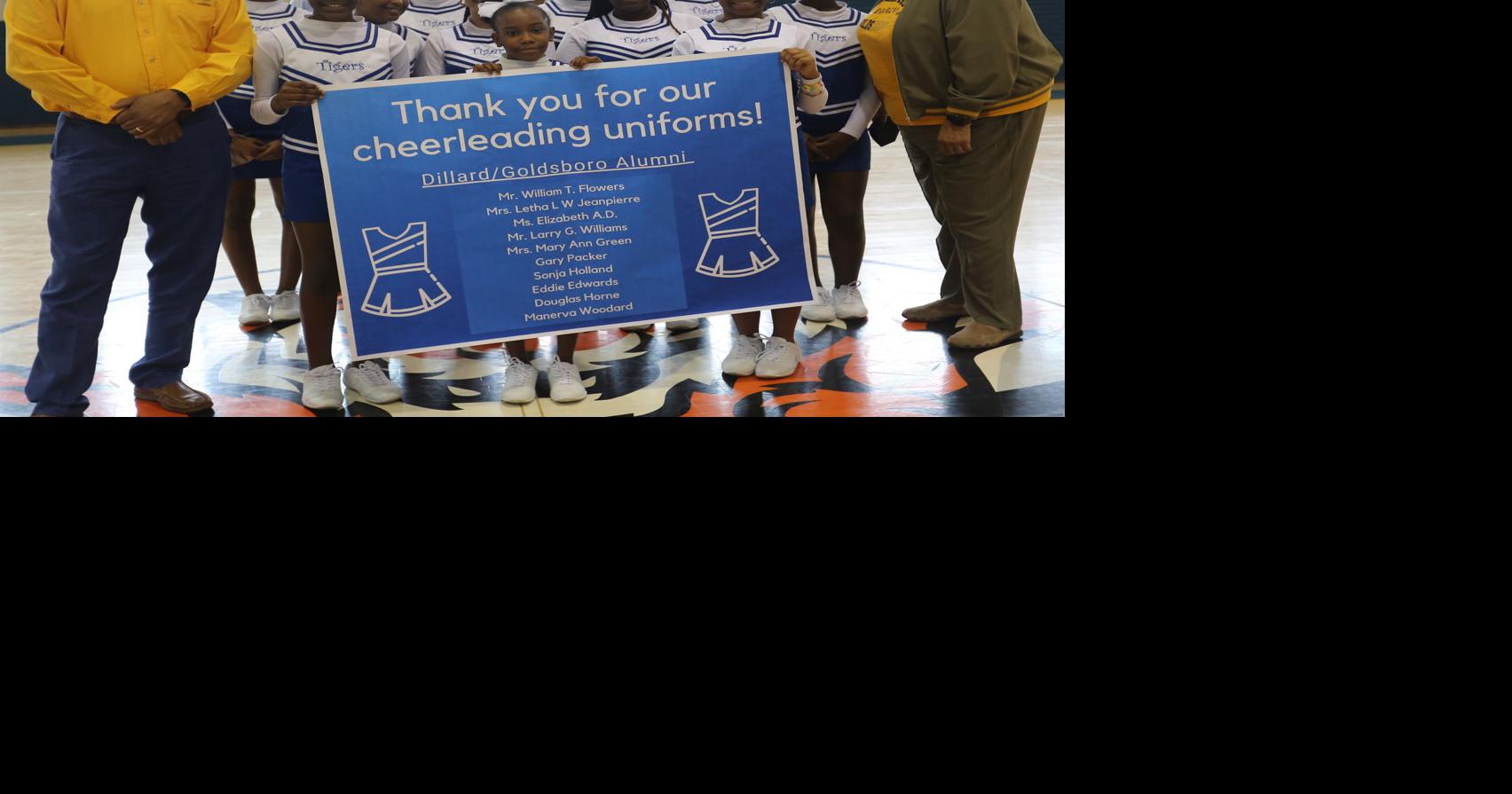 Dillard cheerleaders gifted new uniforms | Local News | newsargus.com