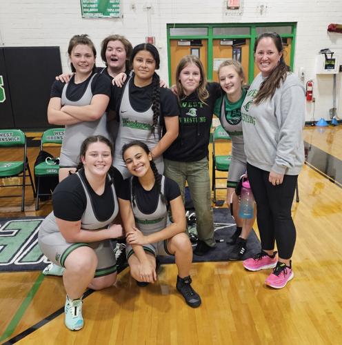 Trojans’ girls wrestling team hosts first meeting | Sports | newsargus.com