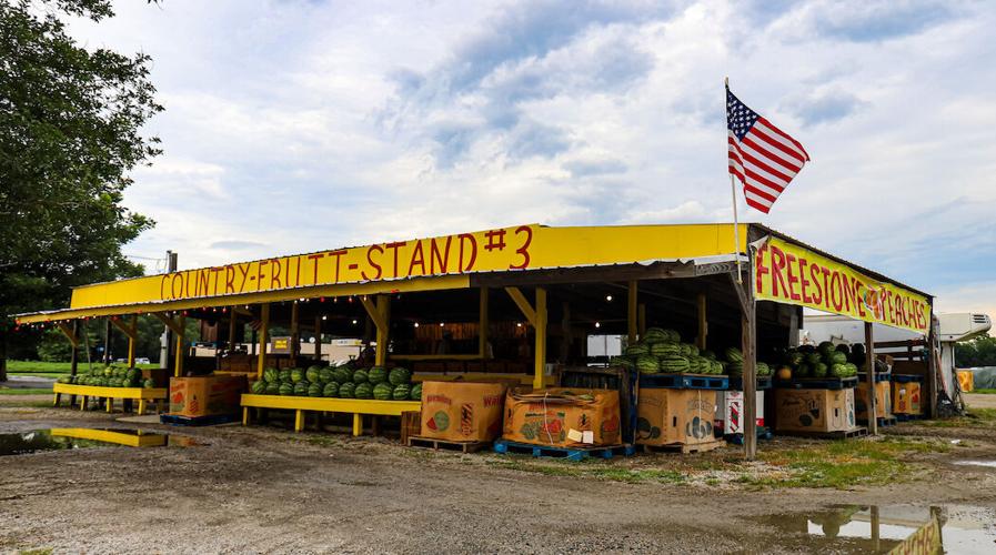 Country fruit stand enjoys 31 years of business | Local News ...