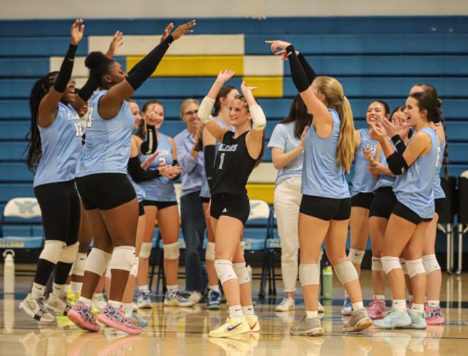 Golden Falcons fly over Rocky Mount | Sports | newsargus.com