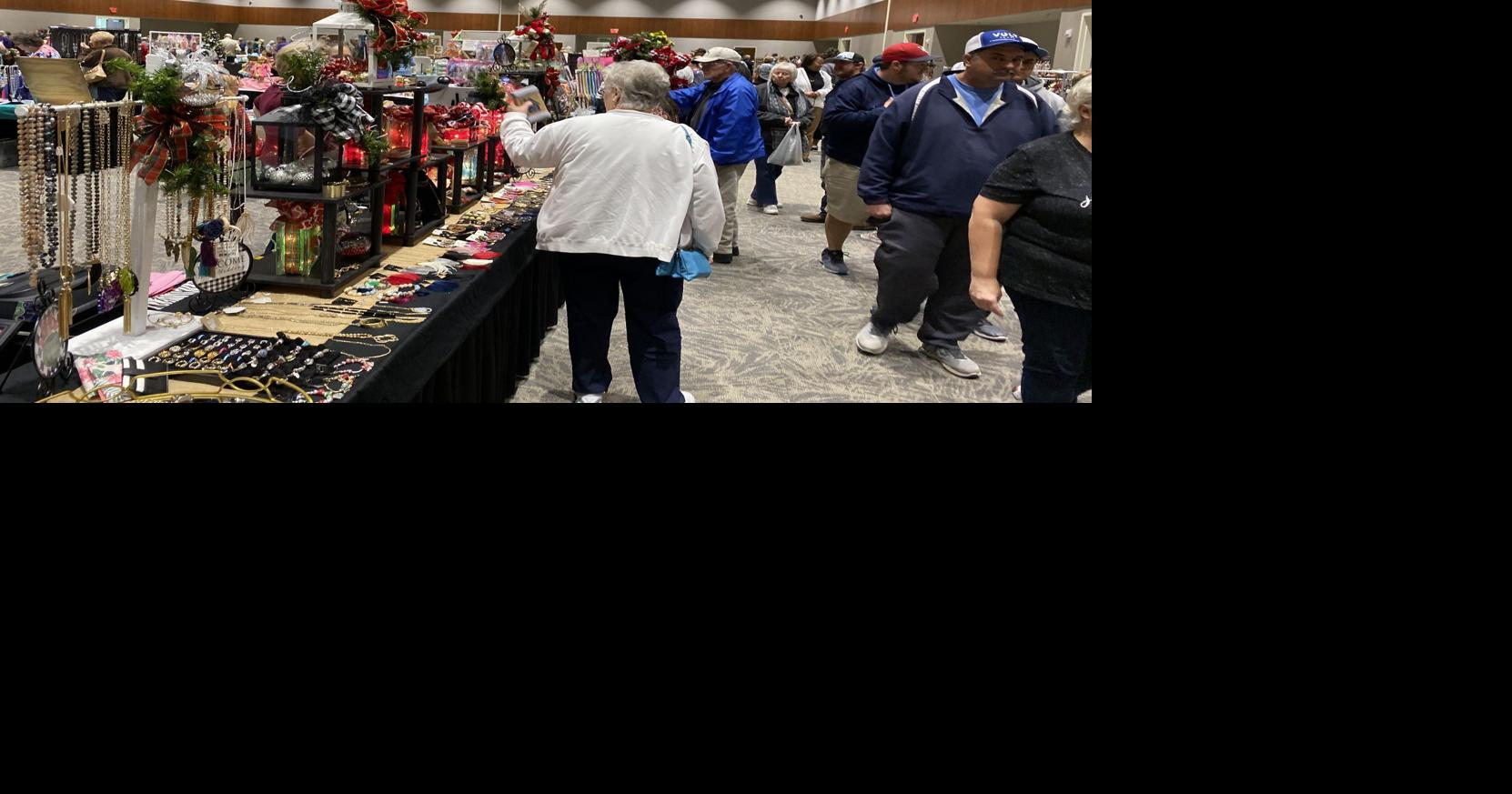 Christmas Bazaar helps kick off the holiday season | Local News ...