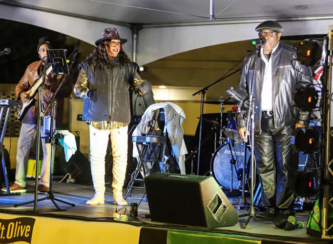 Pickle Drop rings in 2026 | Local News | newsargus.com