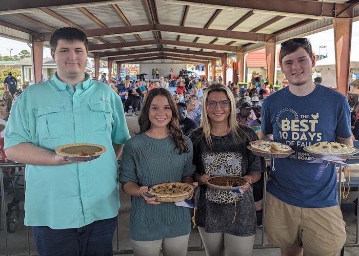 Easy as pie: Pie-baking contest draws 61 entries | Local News ...