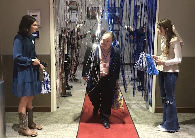 Hundreds celebrate at Night to Shine prom | Local News | newsargus.com