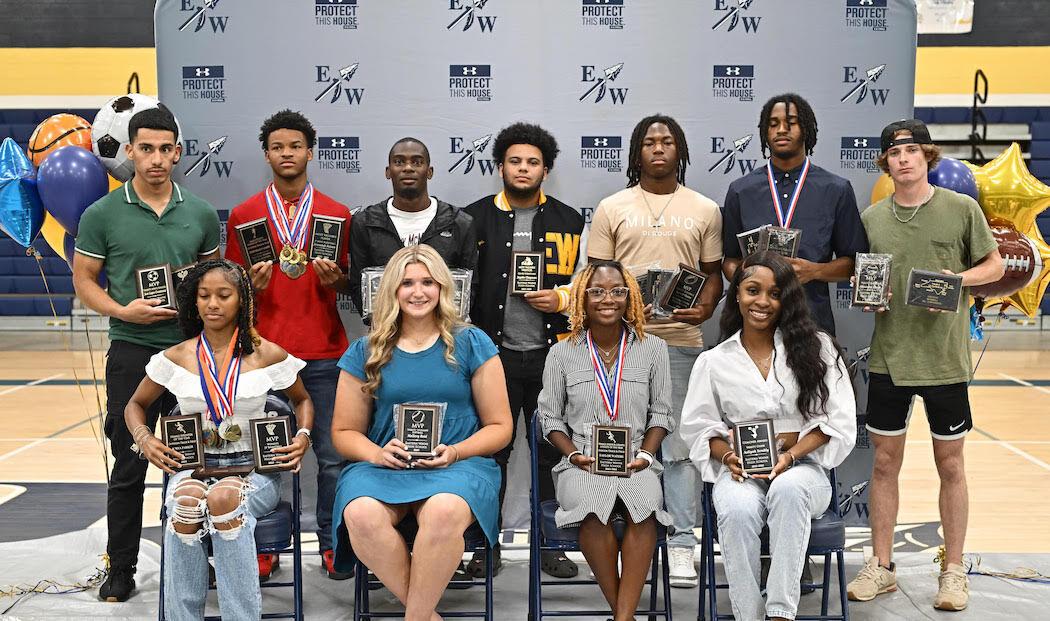 Eastern Wayne High School presents athletic awards | Sports | newsargus.com