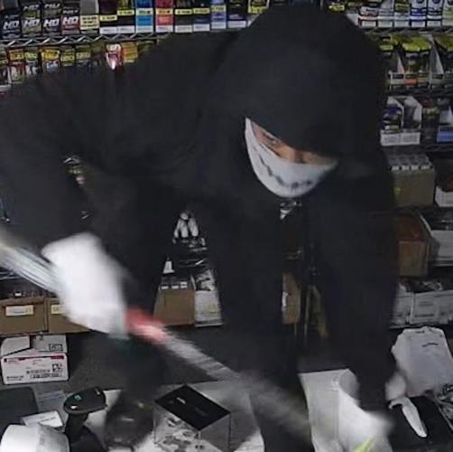 2 suspects wanted in food mart break-in | Local News | newsargus.com