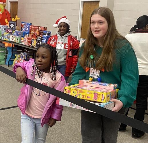 Empty Stocking Fund makes season bright | Local News | newsargus.com