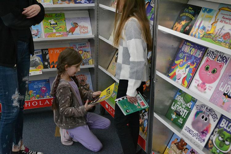 Virginia Williamson Elementary hosts Art Night | News | newsargus.com