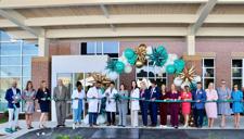 New McLeod Center for Cancer Treatment and Research hosts grand opening ...