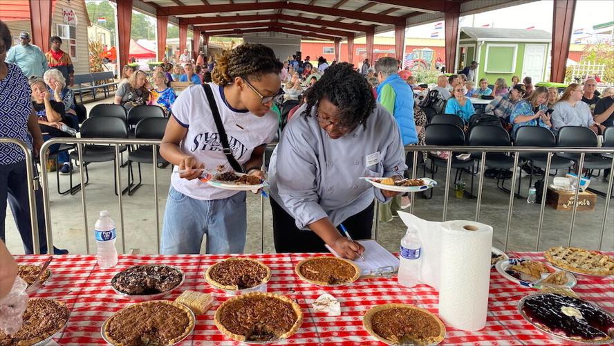 The cream rises: 7 win pie-baking contest first place honors | Local ...