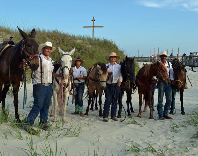 From west to east: Family crosses country on horseback, ends journey in ...