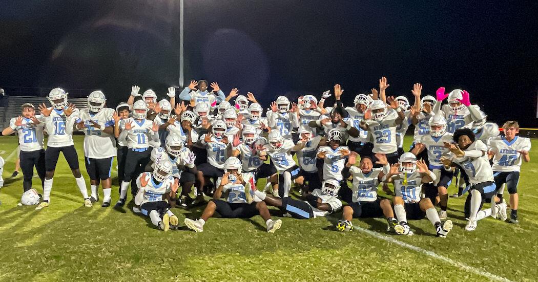 Golden Falcons finish regular season undefeated | Sports | newsargus.com