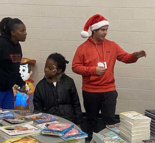 Empty Stocking Fund makes season bright | Local News | newsargus.com