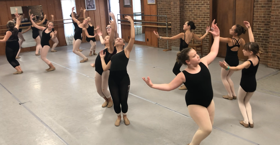 Students hone their skills at ballet camps | Life Family | newsargus.com