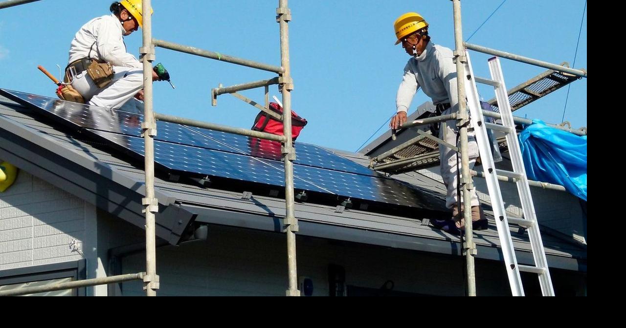 ACC Reinstates APS Grid-Access Charge, Formally Adopts Formula ...