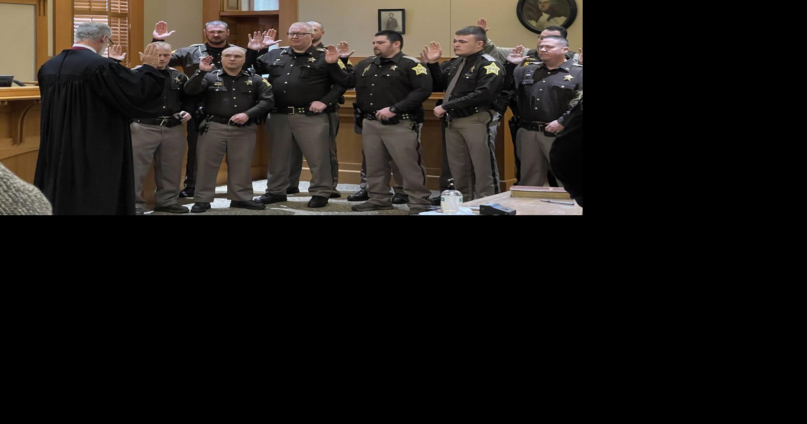 Newly elected or re-elected officials swear in | News | newsexaminer.com