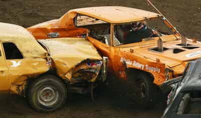 Fairbanks motorheads converge at the demolition derby | Local News ...