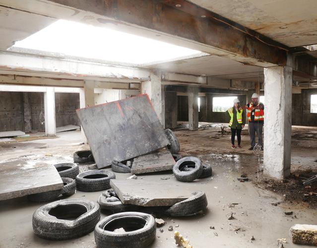 Polaris Building interior fully abated, dismantling slowly starting ...