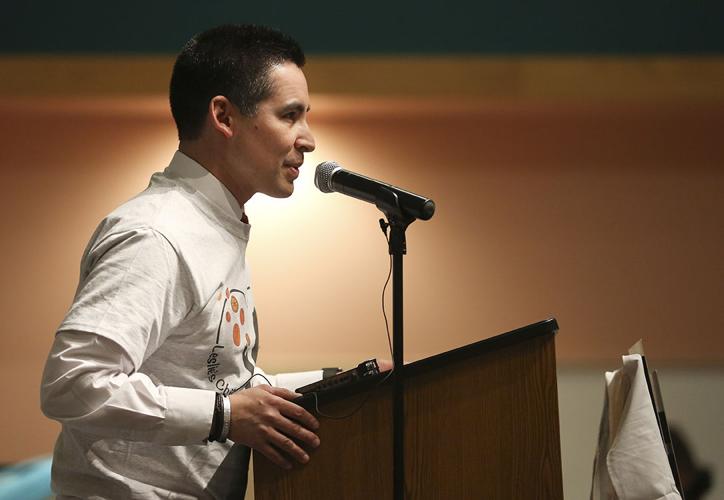 Hundreds gather to celebrate life of longtime Fairbanks educator Leslie ...