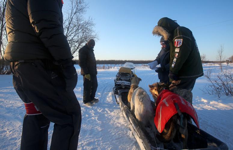 Deep cold jolts many Iditarod mushers | Iditarod | newsminer.com