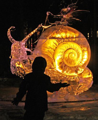 Fairbanks' World Ice Art Championships draw visitors from near, far ...