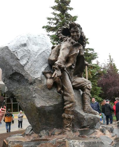 With a statue's unveiling, Walter Harper monument 'pulls people into ...