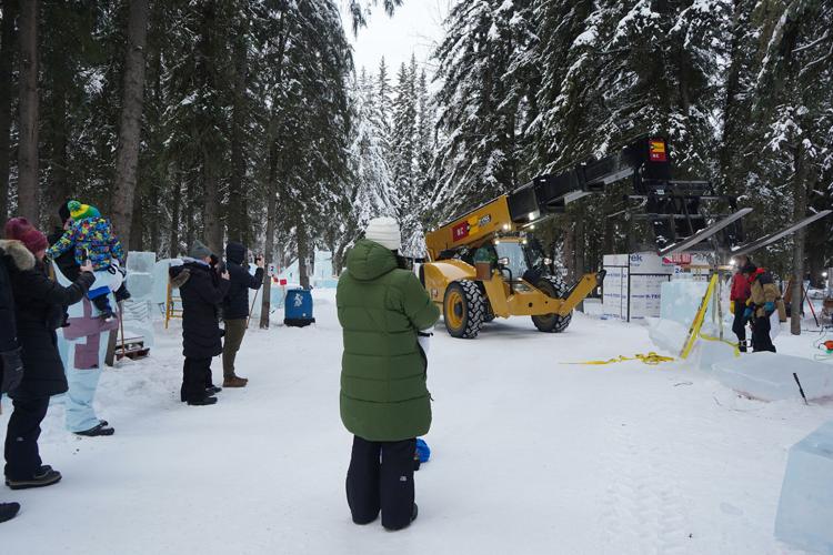 It's a chilling good time as Ice Alaska opens | Local News | newsminer.com