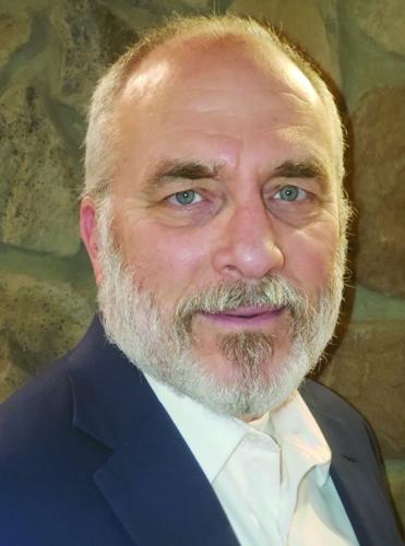 Former referee Clay Wallace to receive hockey week honors | Local ...