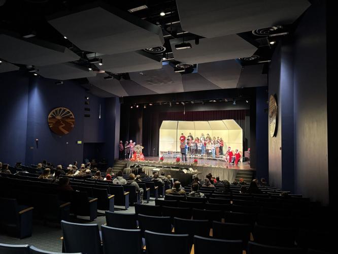 North Pole Winterfest gets residents in the Christmas spirit | Local ...