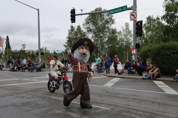Alaska Goldpanners and their mascot Happy Boy at Golden Days Parade ...