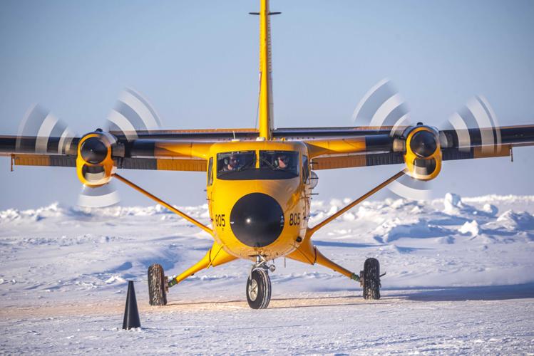 Ice experts aid U.S. military in Arctic Ocean exercise | Military ...