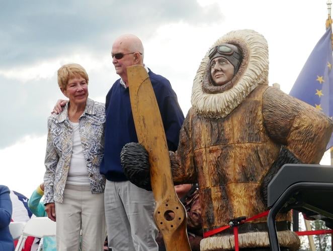 Pilot Noel Wien's historic Fairbanks flight commemorated with statue ...