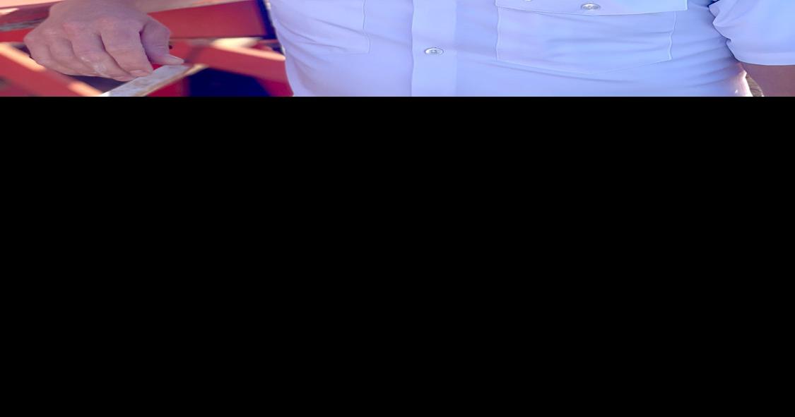 Captain of Riverboat Discovery III Wade Binkley | | newsminer.com