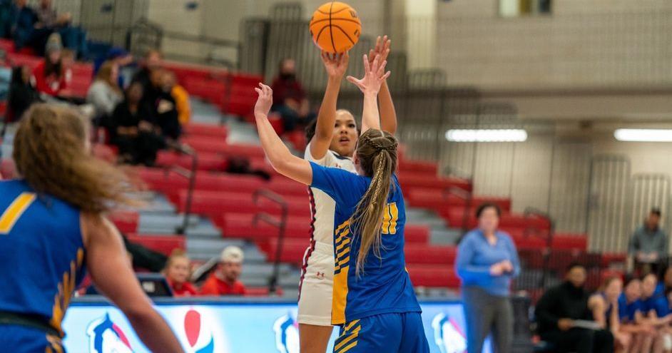 UAF women again falter after halftime in loss to CSU-Pueblo | Sports ...