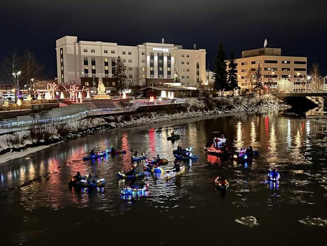 Paddlers celebrate change of season with glow float | Kris Capps | newsminer.com