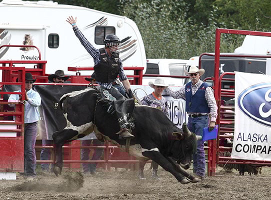 Rare Fairbanks rodeo draws a crowd at Tanana Valley State Fair | Local ...